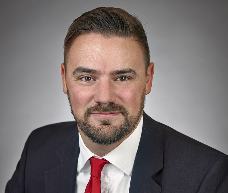 Nigel Cayless - Ius Laboris